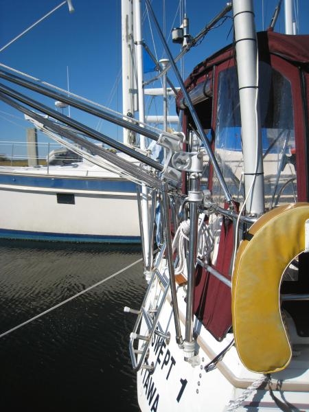 1900R Custom Dinghy Davits