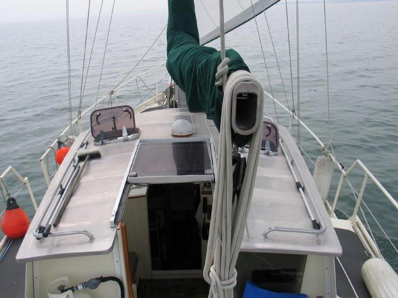 XR 360 Cast Offshore Companionway Hatch XR 360 Cast Offshore Companionway Hatch
